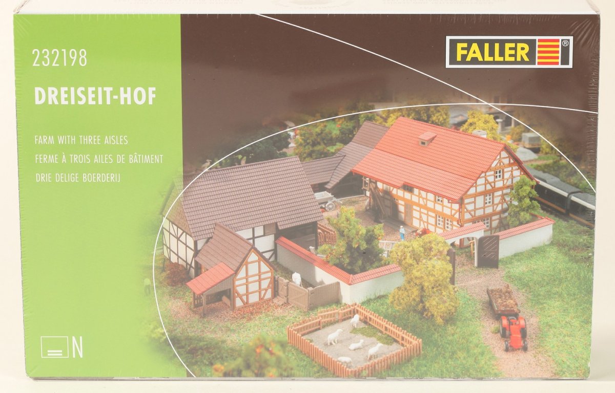 Faller 232198 Dreiseit-Hof, 50,00