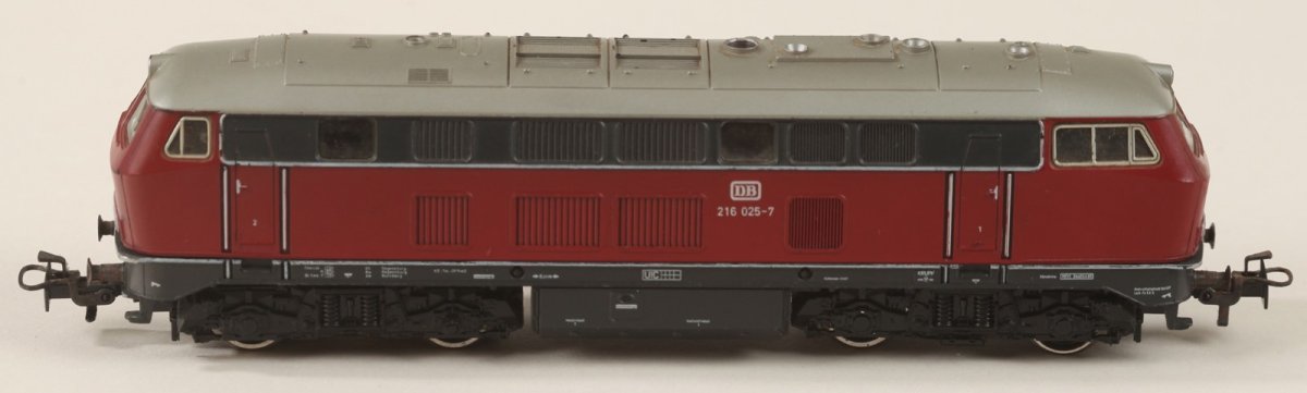 Märklin 3375G Diesellok BR 216 025-7 DB, Ep. IV, 119,60