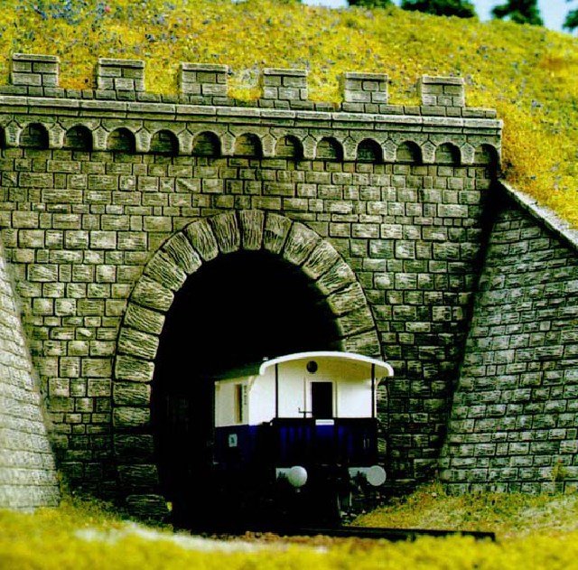 Busch Tunnelportale, 8,80