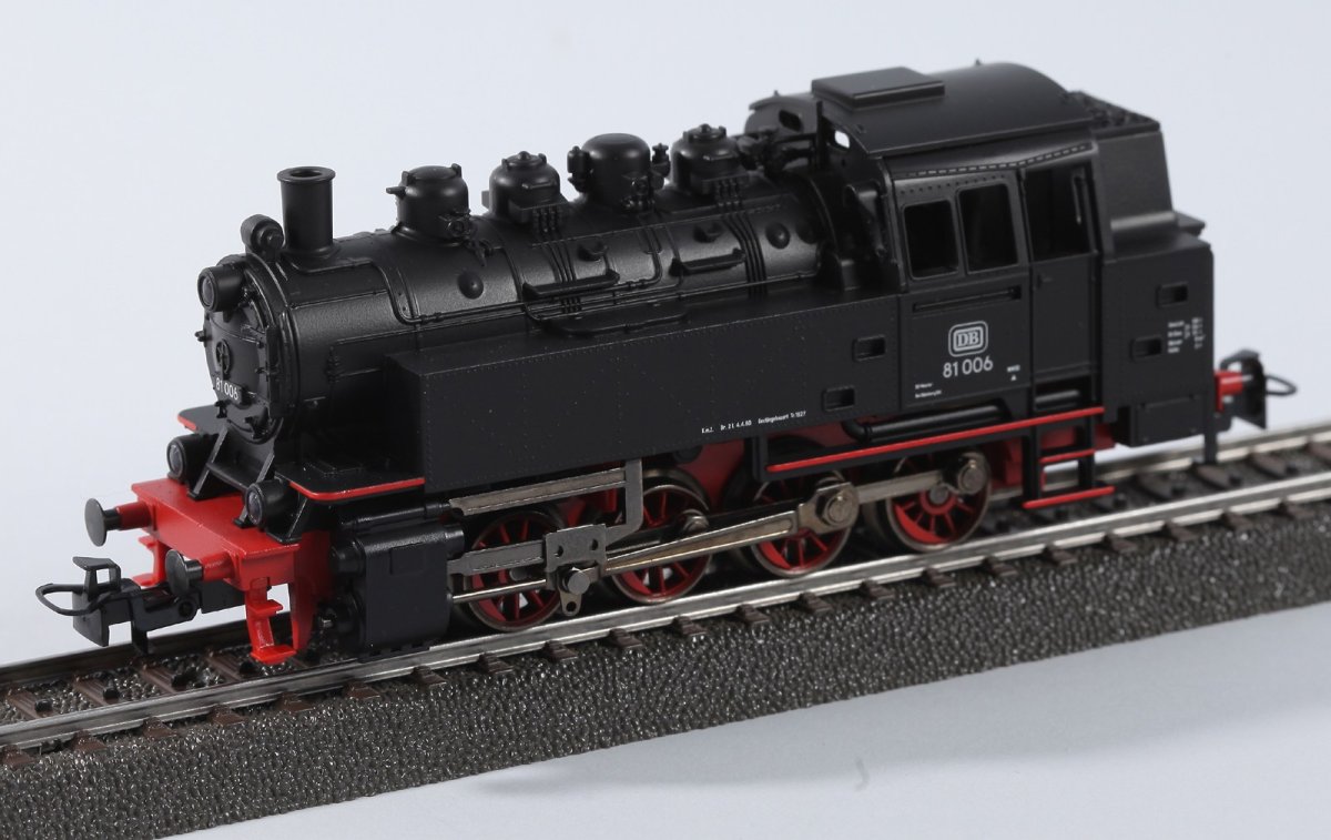 Märklin 36321 Tenderlokomotive BR 81 DB, Ep. III, 125,00